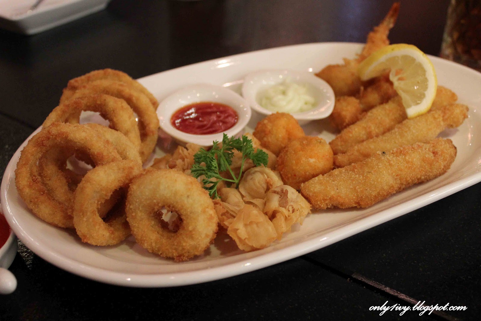 Ivy's Life: Opus Cafe